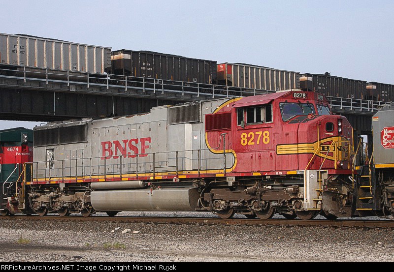 BNSF 8278